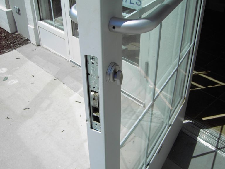 Commercial Locksmith Services for Business Security